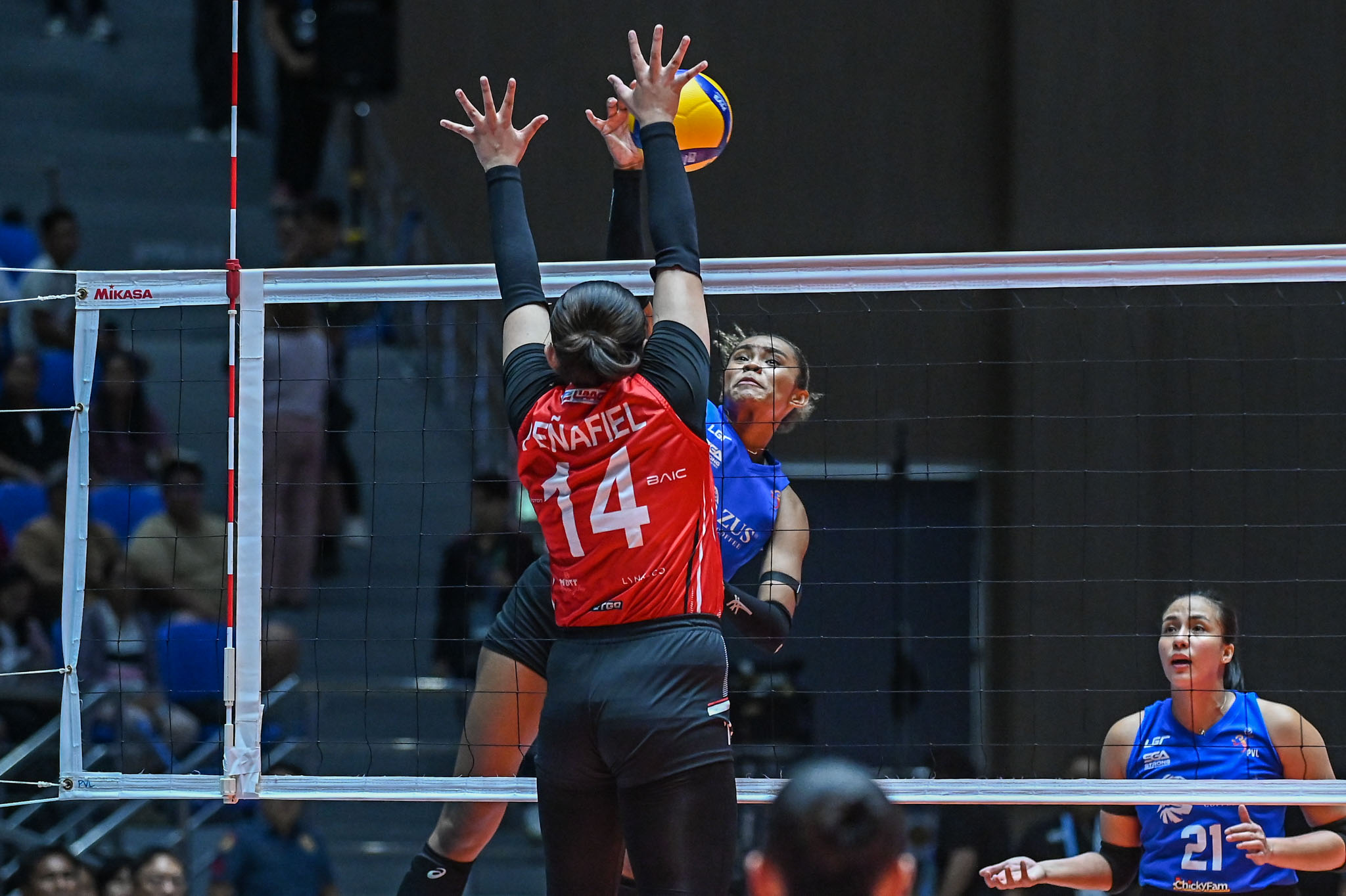 Thunderbelles deny Crossovers outright quarters berth with five-set win ...