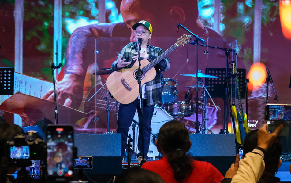 Ice Seguerra gets emotional at ‘Being Ice’ album launch – Tempo