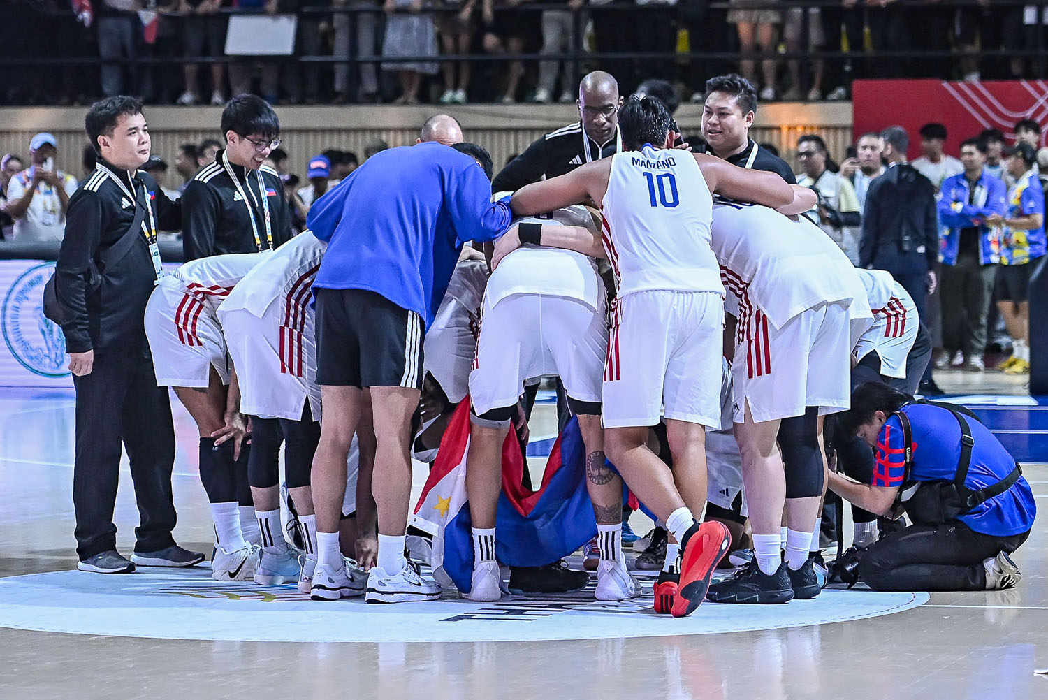 Norman Black cherishes golden end to difficult SEAG journey – Tempo