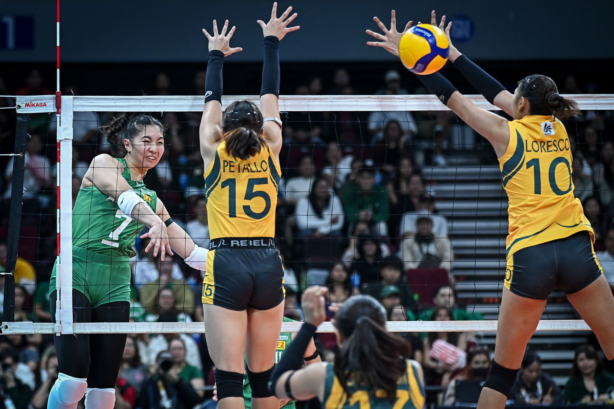 Laput takes charge as La Salle blanks FEU for a strong UAAP redemption ...